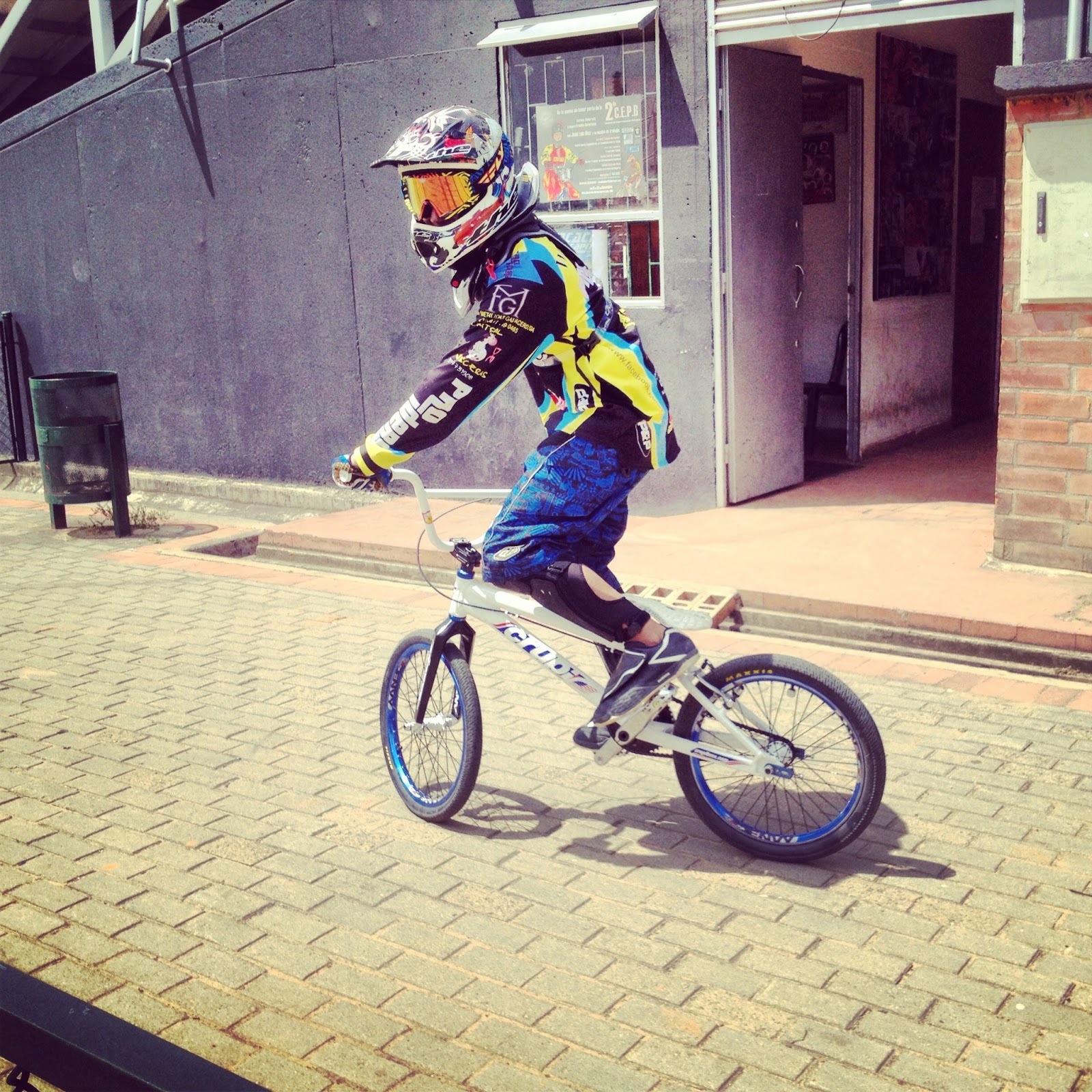 Bicicross en Colombia: ¿ El bicicross ? un deporte extremo y de pasión